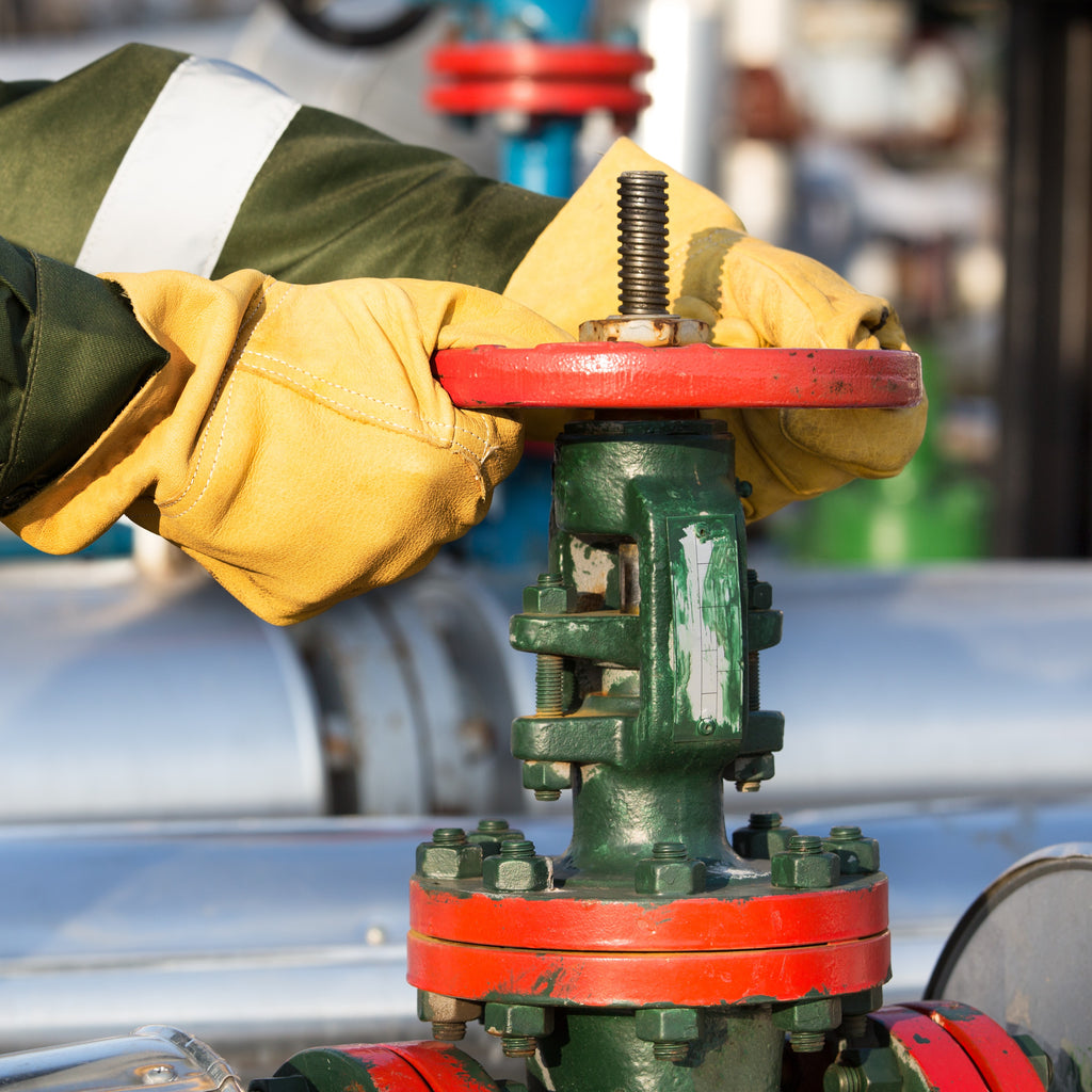 Hand Safety & Injury Prevention for the Oilfield Industry – Moxie Training
